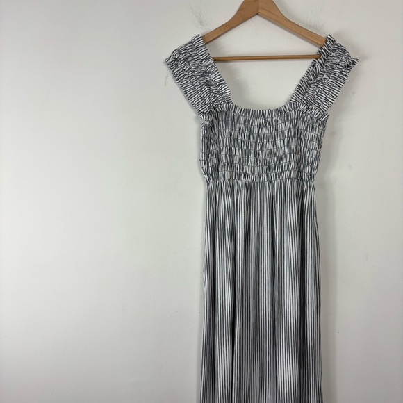 Max Studio | Dresses | Max Studio Maxi Dress Womens S Nautical Stripe ...